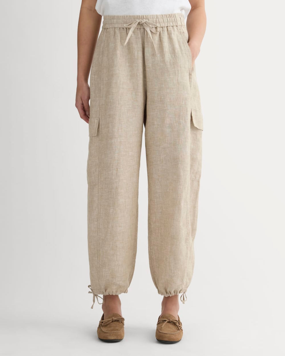 The Cargo Curve Pant in Linen | Cornstalk Chambray – Everlane