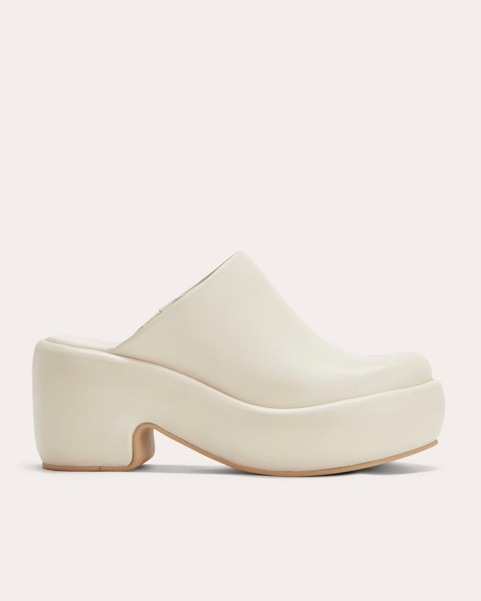 The Puffa Clog | Parchment – Everlane
