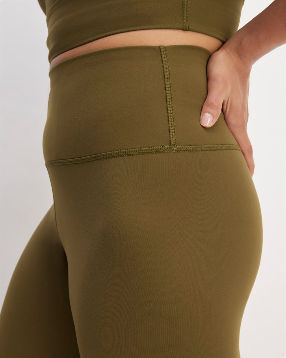 The Perform 24/7 Legging | Beech | 28" Inseam – Everlane