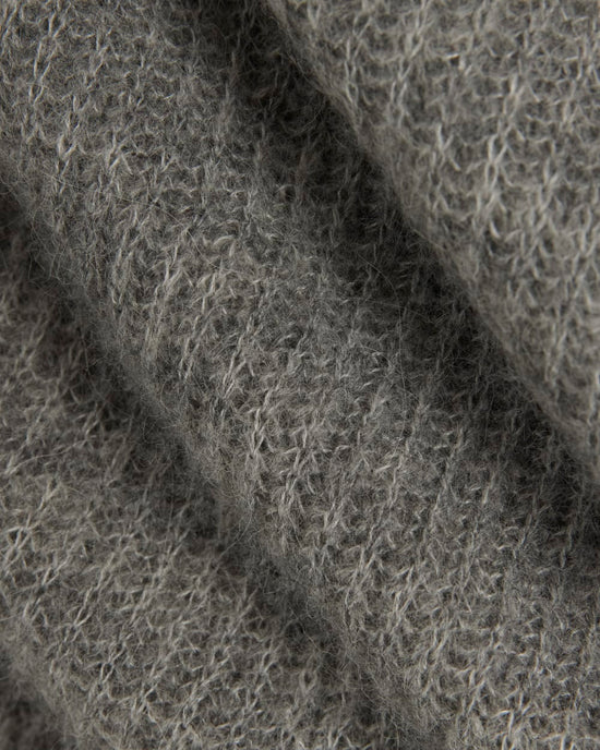 The Cocoon Crew in Alpaca | Heather Stone Grey – Everlane