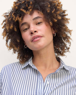 The Must-Have Shirt in Silky Cotton | White / Bellwether Blue – Everlane