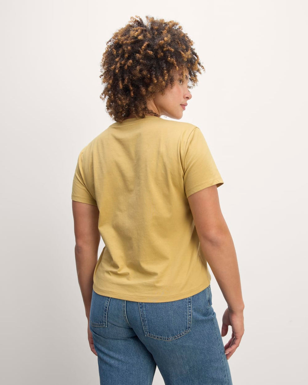 The Box-Cut Tee in Essential Cotton | Golden Oak | No Pocket – Everlane