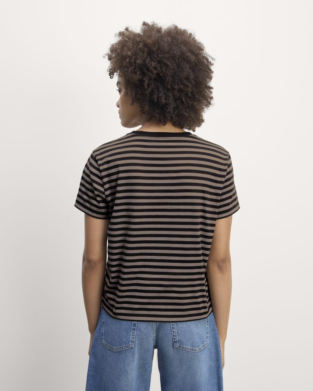The Box-Cut Tee in Essential Cotton | Artist Clay / Black | No Pocket ...