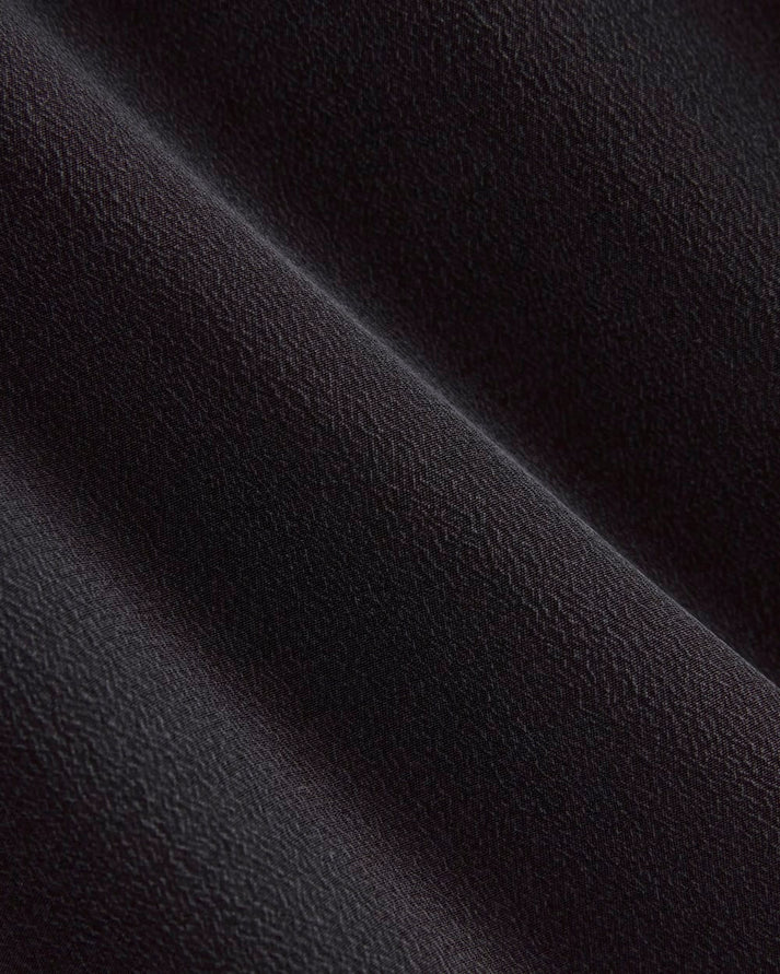 The Notch Shirt in Washable Silk | Black – Everlane