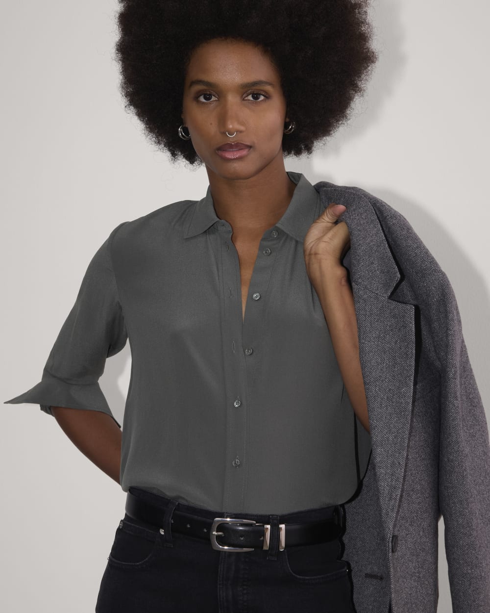 The Must-Have Shirt in Washable Silk | Graphite – Everlane