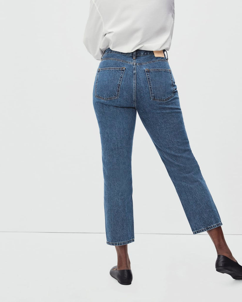The '90s Cheeky Hourglass Jean | Medium Blue Wash | 26.5" Inseam – Everlane