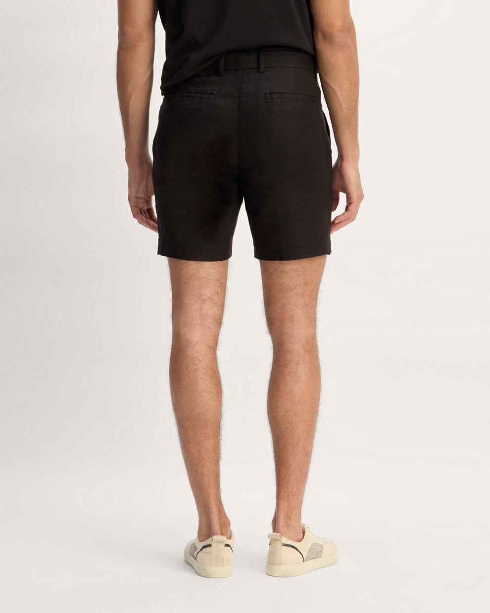 The 7" Linen Trouser Short | Black – Everlane