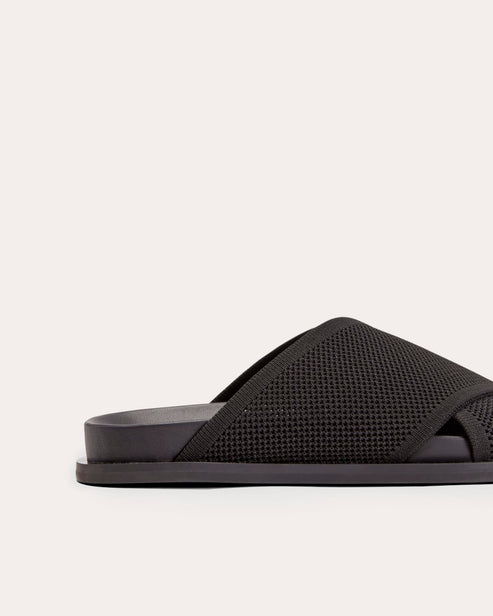 The ReKnit Form Crossover Sandal | Black – Everlane