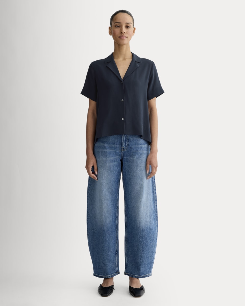 The Notch Shirt in Washable Silk | Navy – Everlane