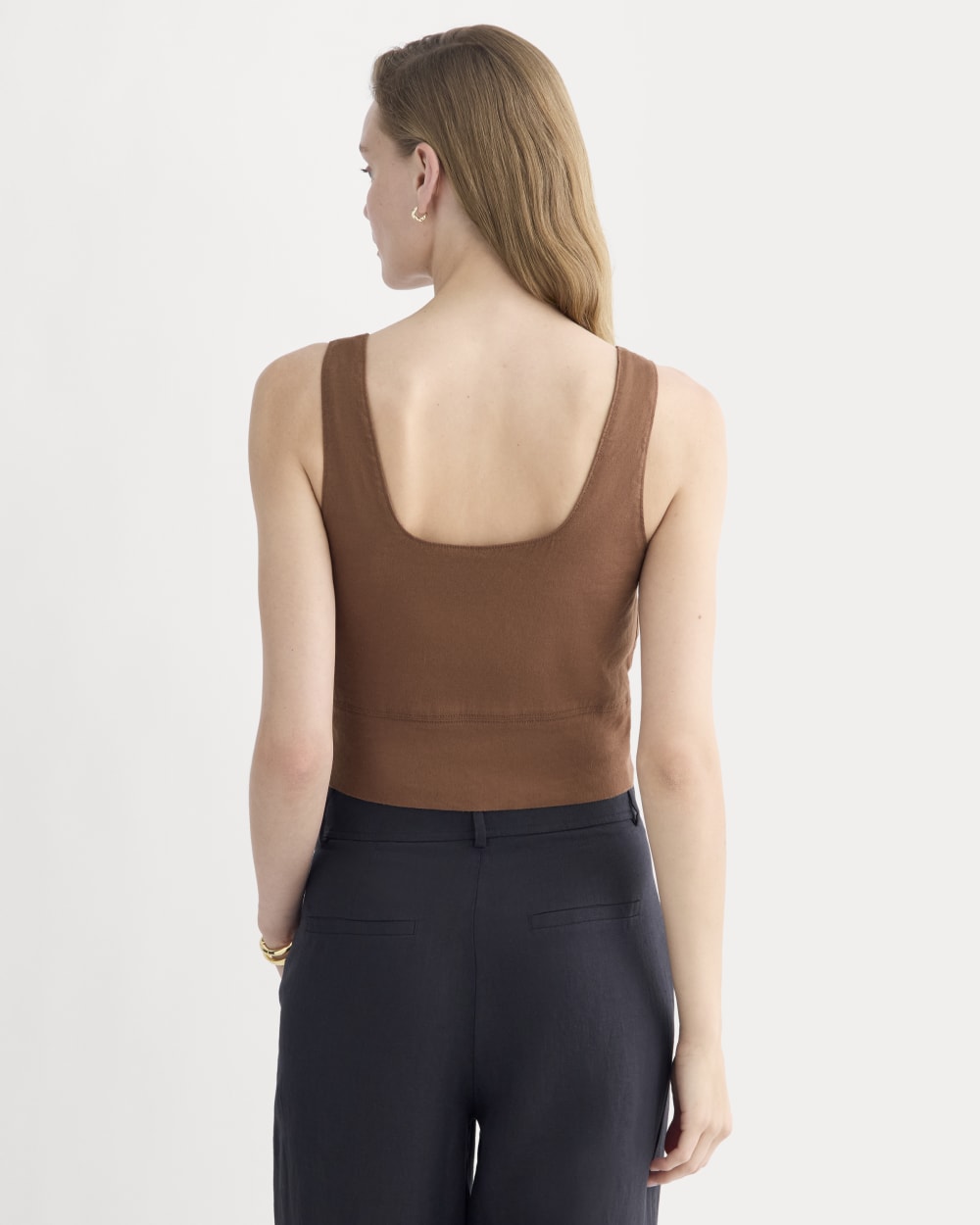 The Square Tank in Stretch Linen | Cedarwood – Everlane